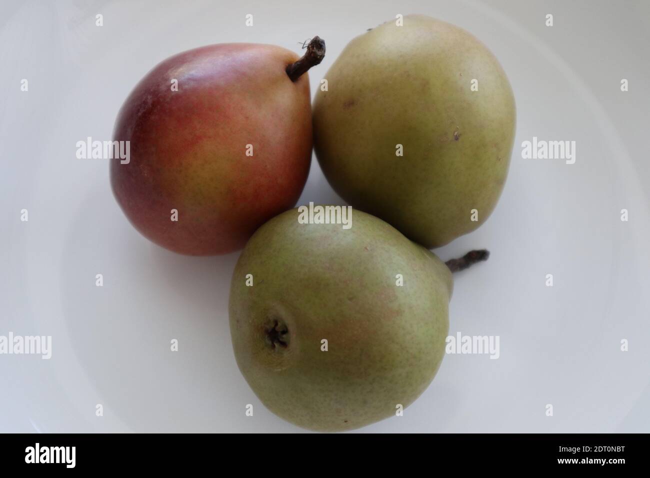 Mini pears hi-res stock photography and images - Alamy