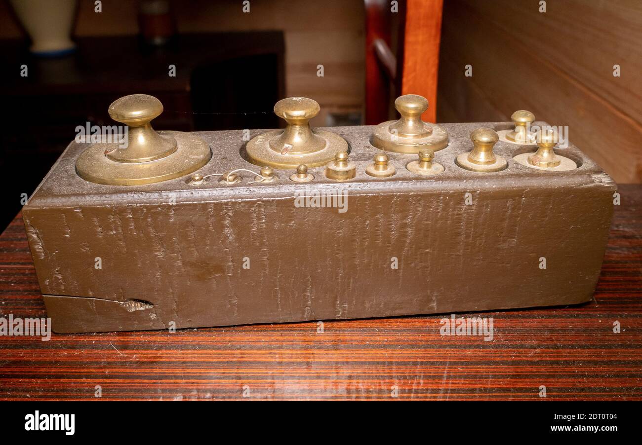 An old set of weights of different size Stock Photo - Alamy