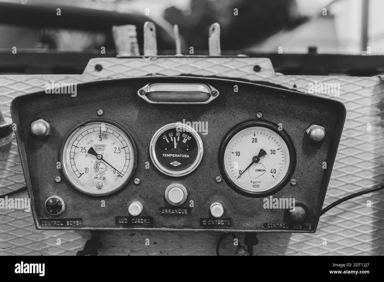 Antique measuring device hi-res stock photography and images - Alamy