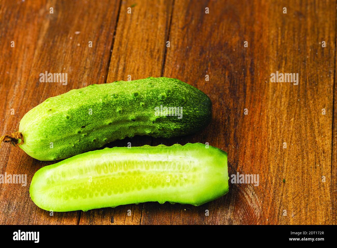 Cut in two parts hi-res stock photography and images - Alamy