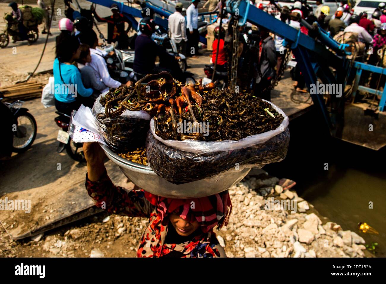 KHM - PHNOM PENH THE INHARMONIOUS Portrait of Phnom Penh, the capital ...