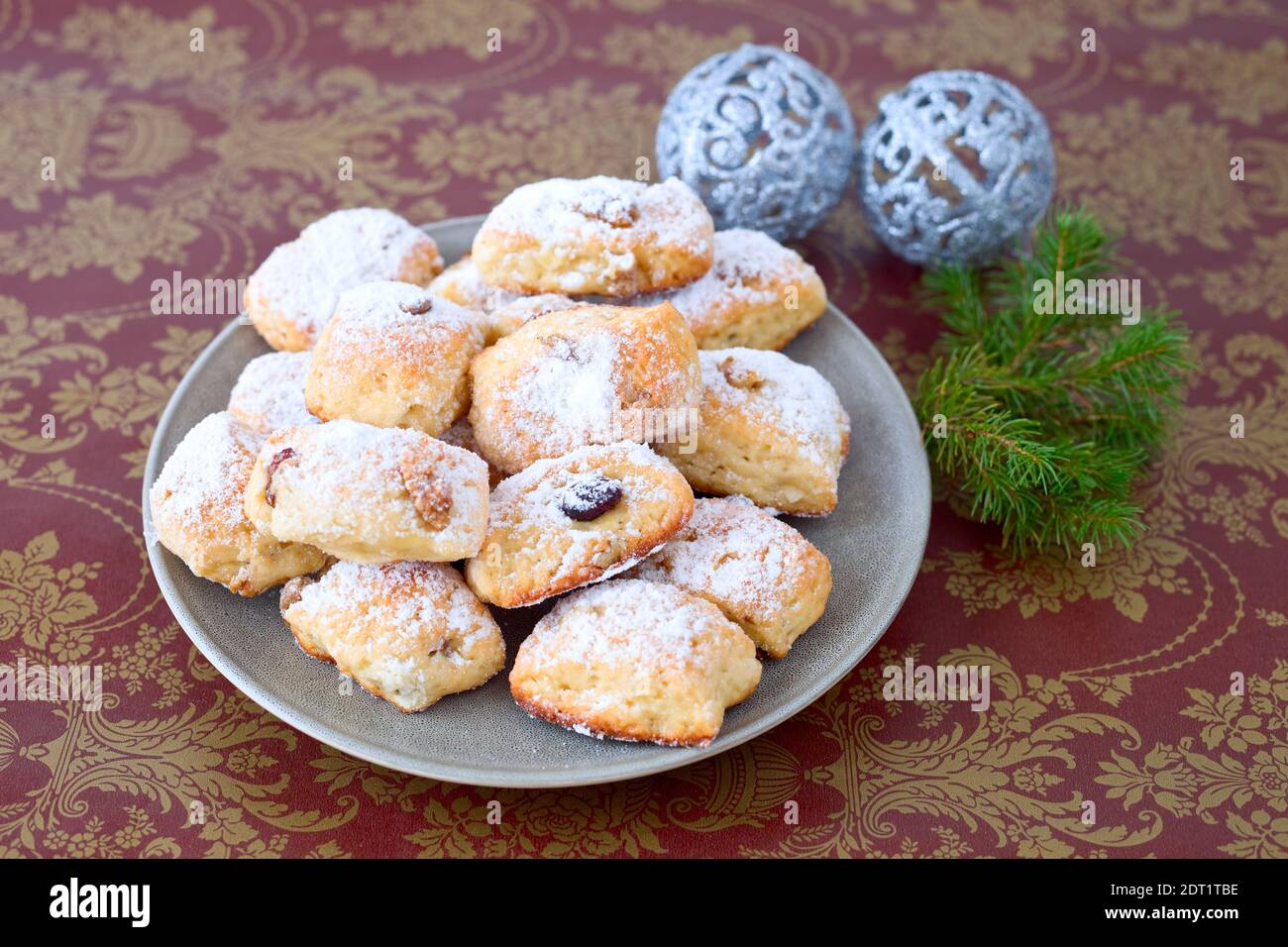 Mini stollen hi-res stock photography and images - Alamy