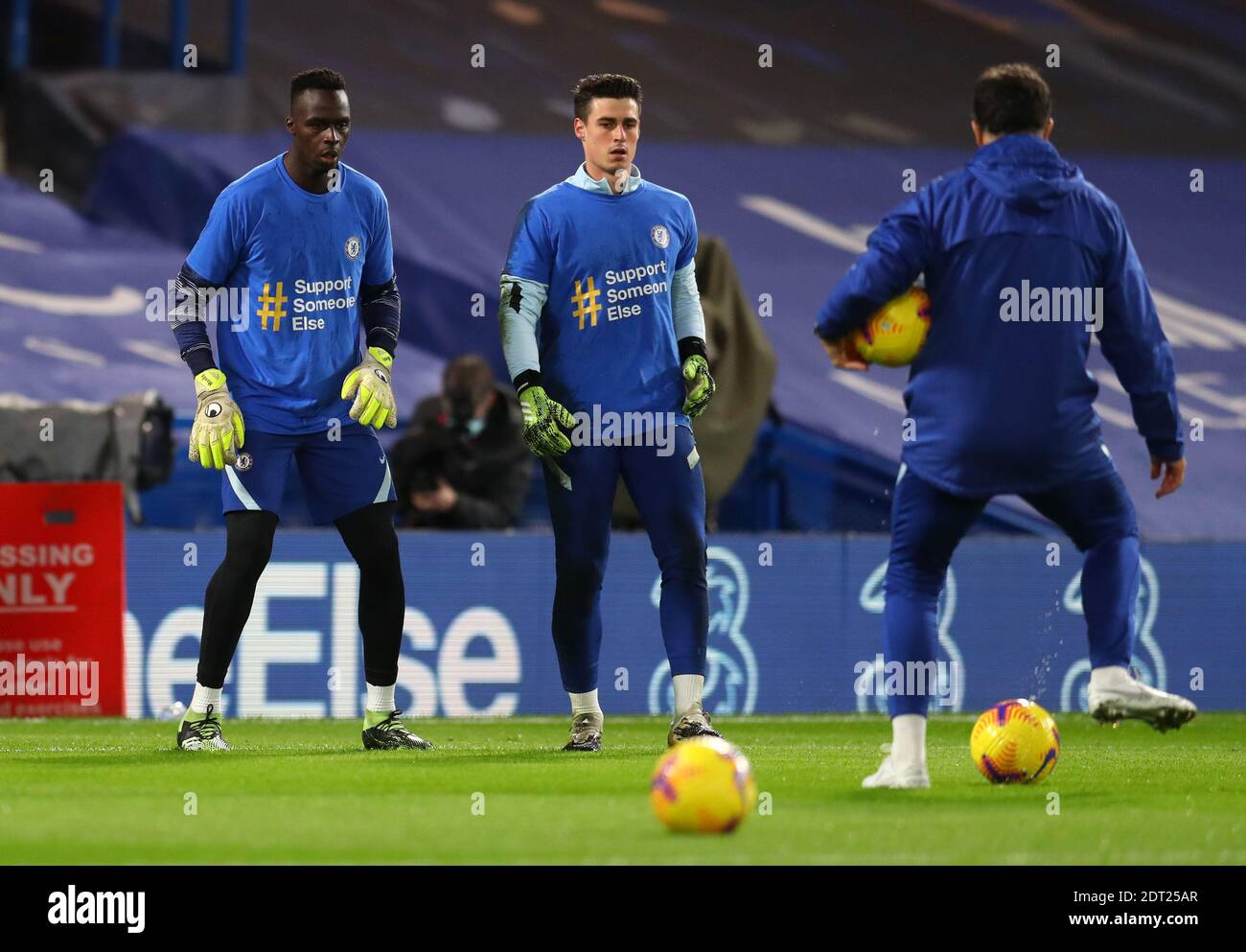 Chelsea goalkeepers kepa arrizabalaga hi-res stock photography and ...