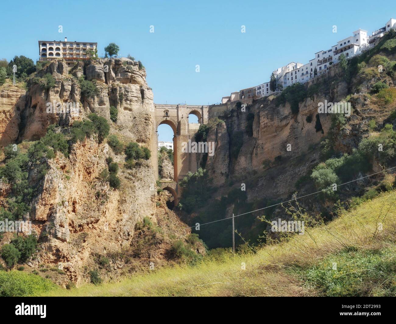 A View Of Ronda Bridge From The Valley Stock Photo - Alamy