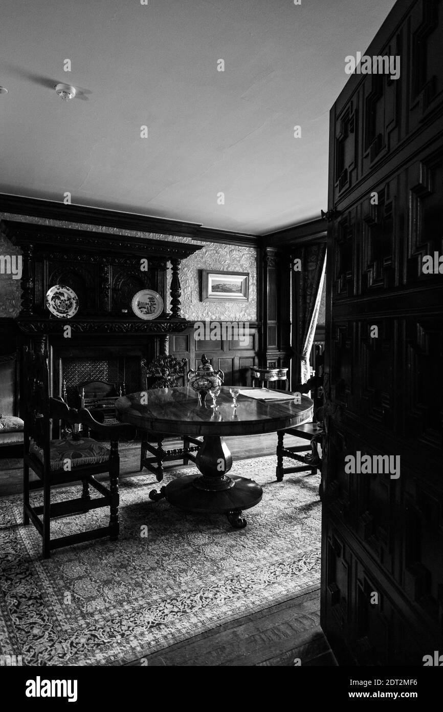 Home interior uk Black and White Stock Photos & Images - Alamy