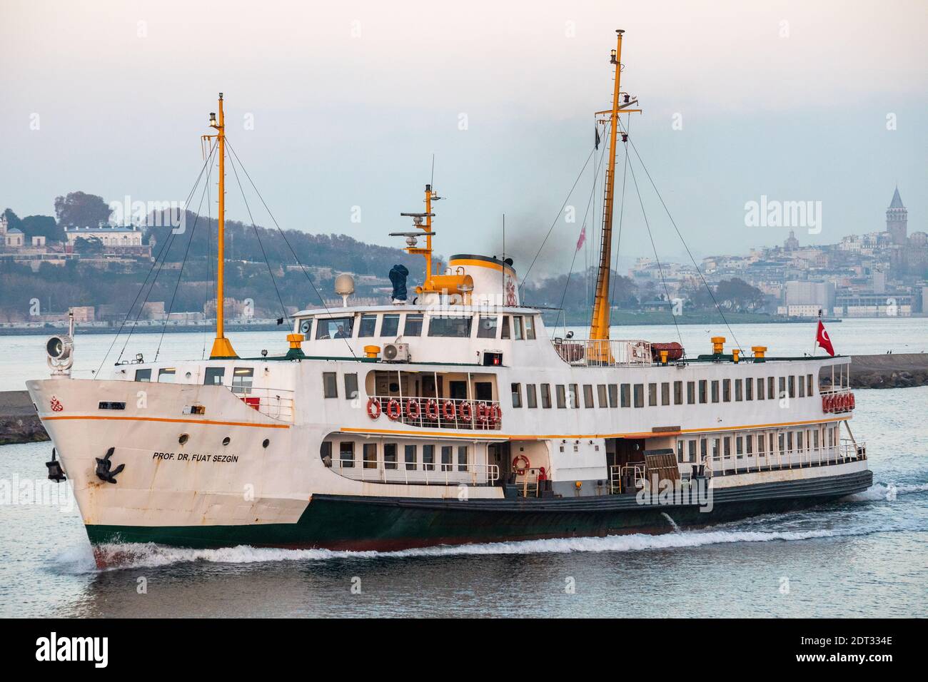 General view of city line ferries sailing in Istanbul Bosphorus, Turkey ...