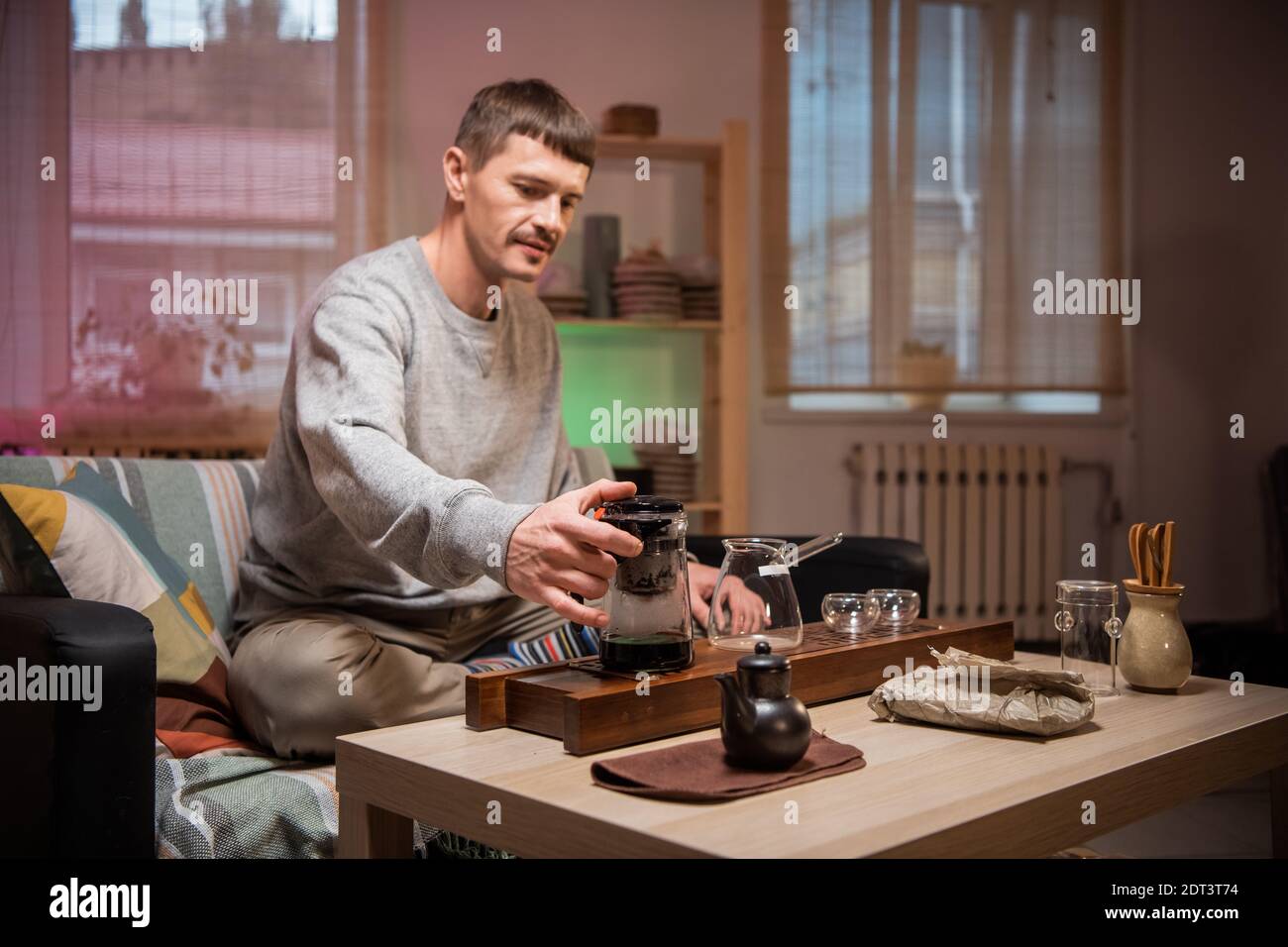 The master conducts online training in the chinese tea ceremony. Shows ...