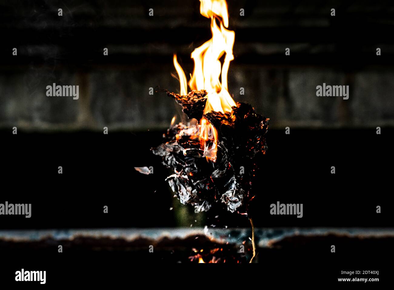 Fire burning drawing hi-res stock photography and images - Alamy