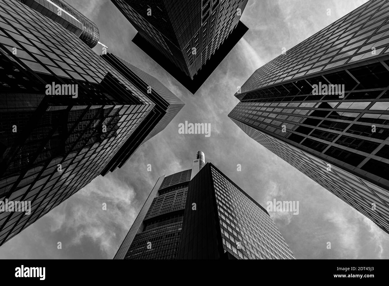 Facade designs hi-res stock photography and images - Alamy