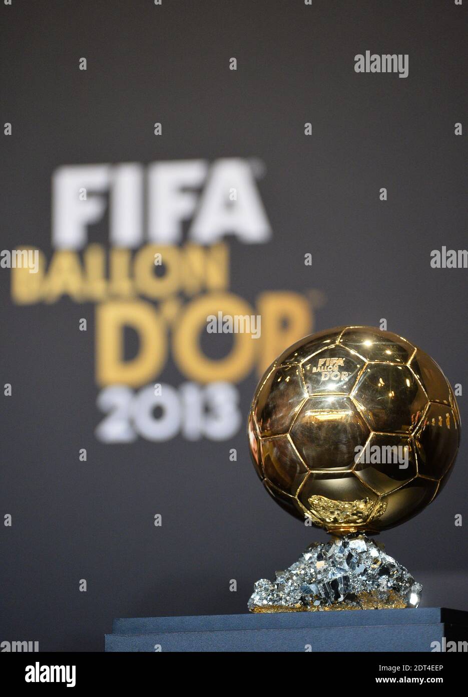Illustration of Golden Ball statue during FIFA Golden Ball 2013's Press ...