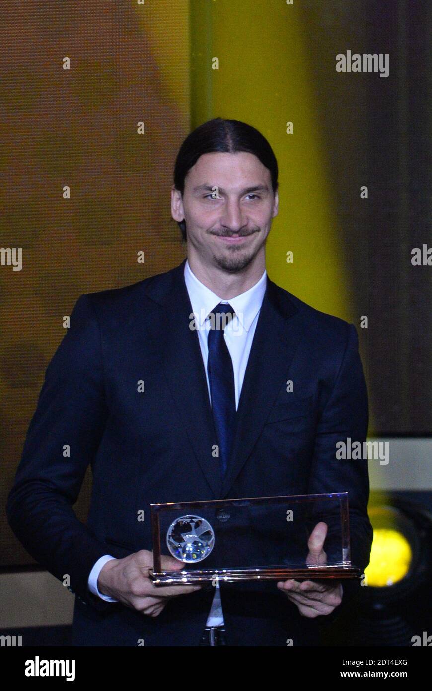 Ibrahimovic sweden goal hi-res stock photography and images - Alamy