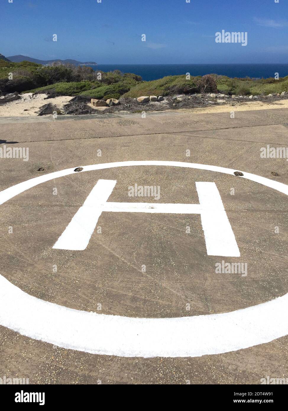 Helipad Marking High Resolution Stock Photography and Images - Alamy