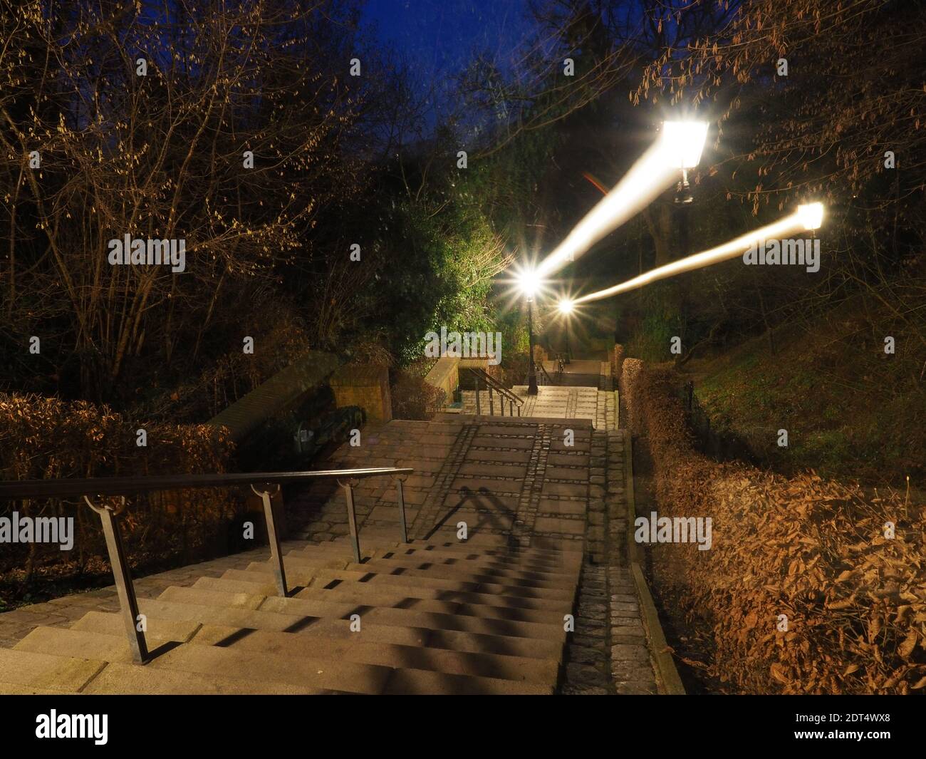 Architecture direction hi-res stock photography and images - Alamy