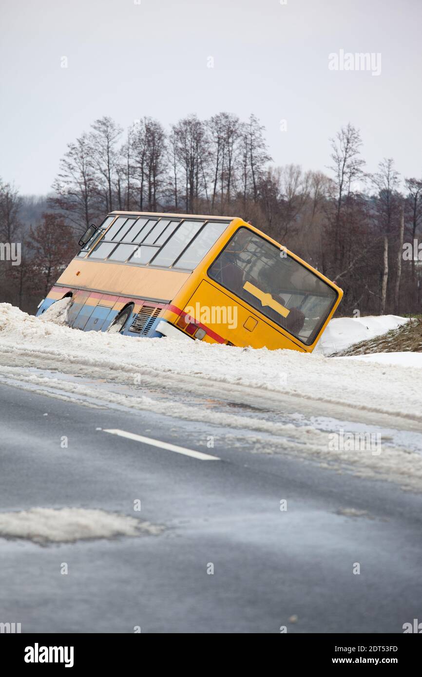 Bus trapped hi-res stock photography and images - Alamy