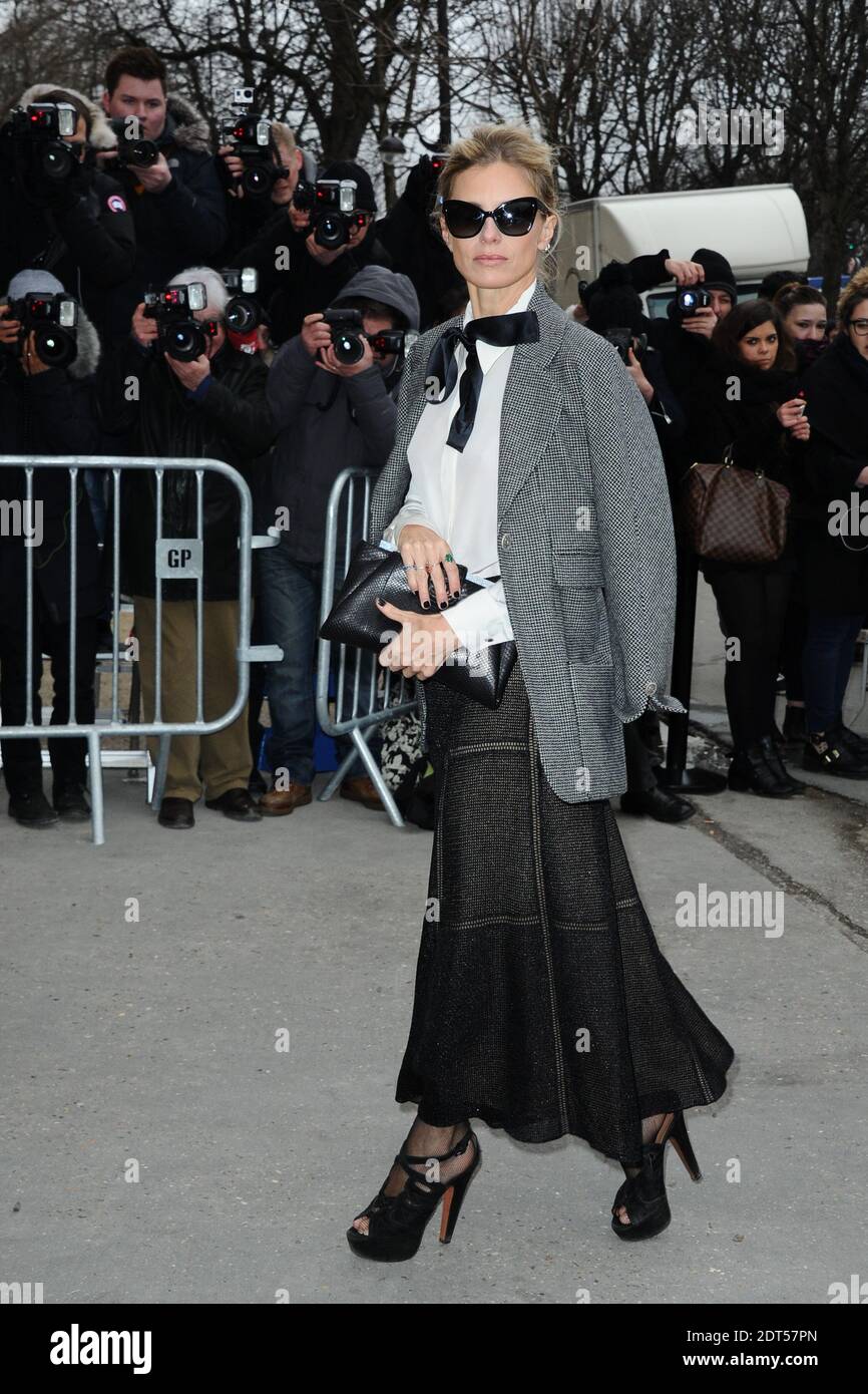 Laura bailey chanel hi-res stock photography and images - Alamy