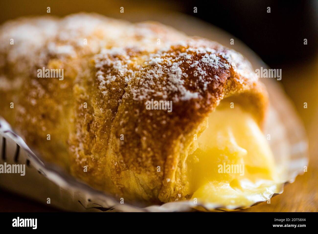 Canolis hi-res stock photography and images - Alamy