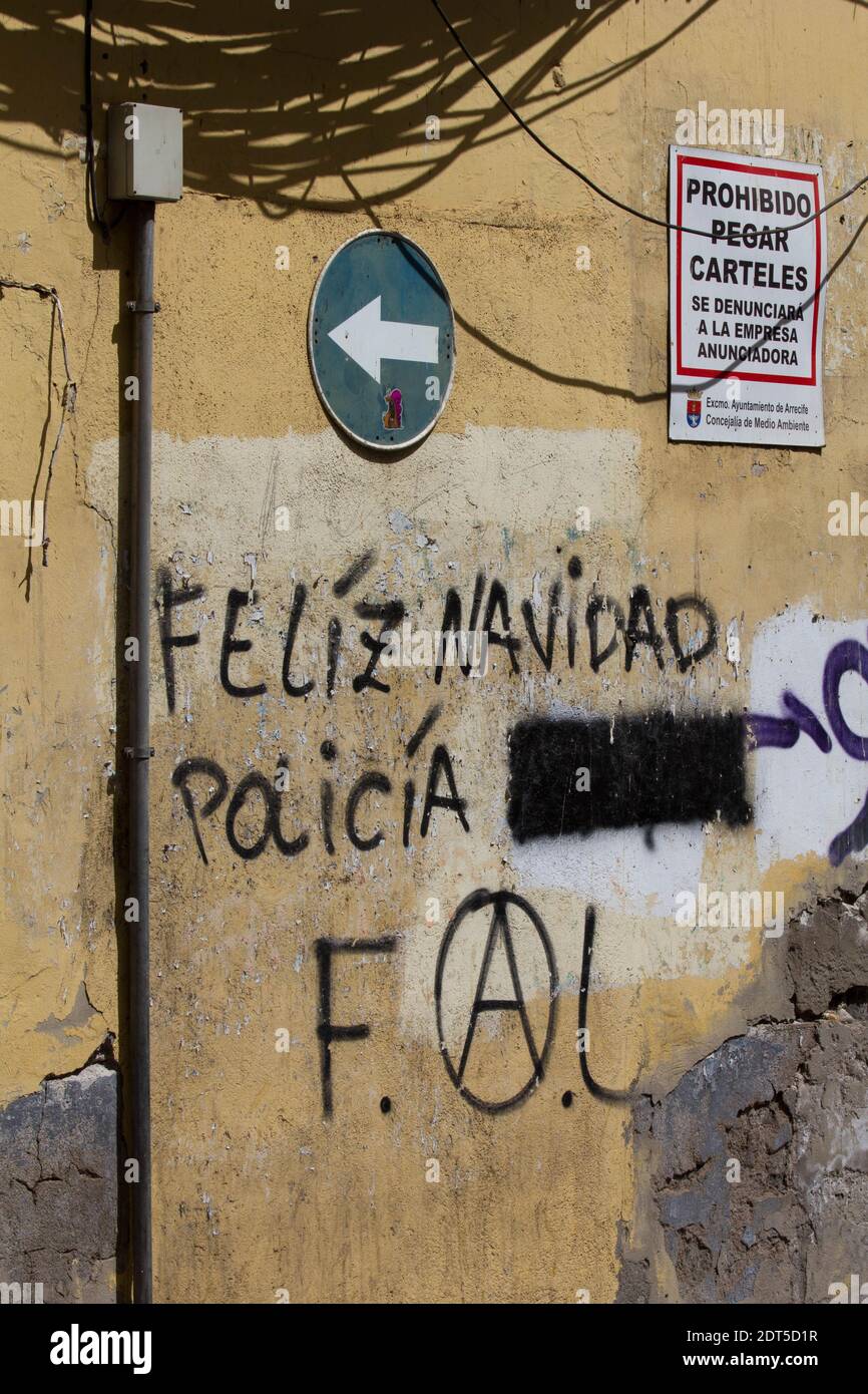 Anti police graffiti hi-res stock photography and images - Alamy