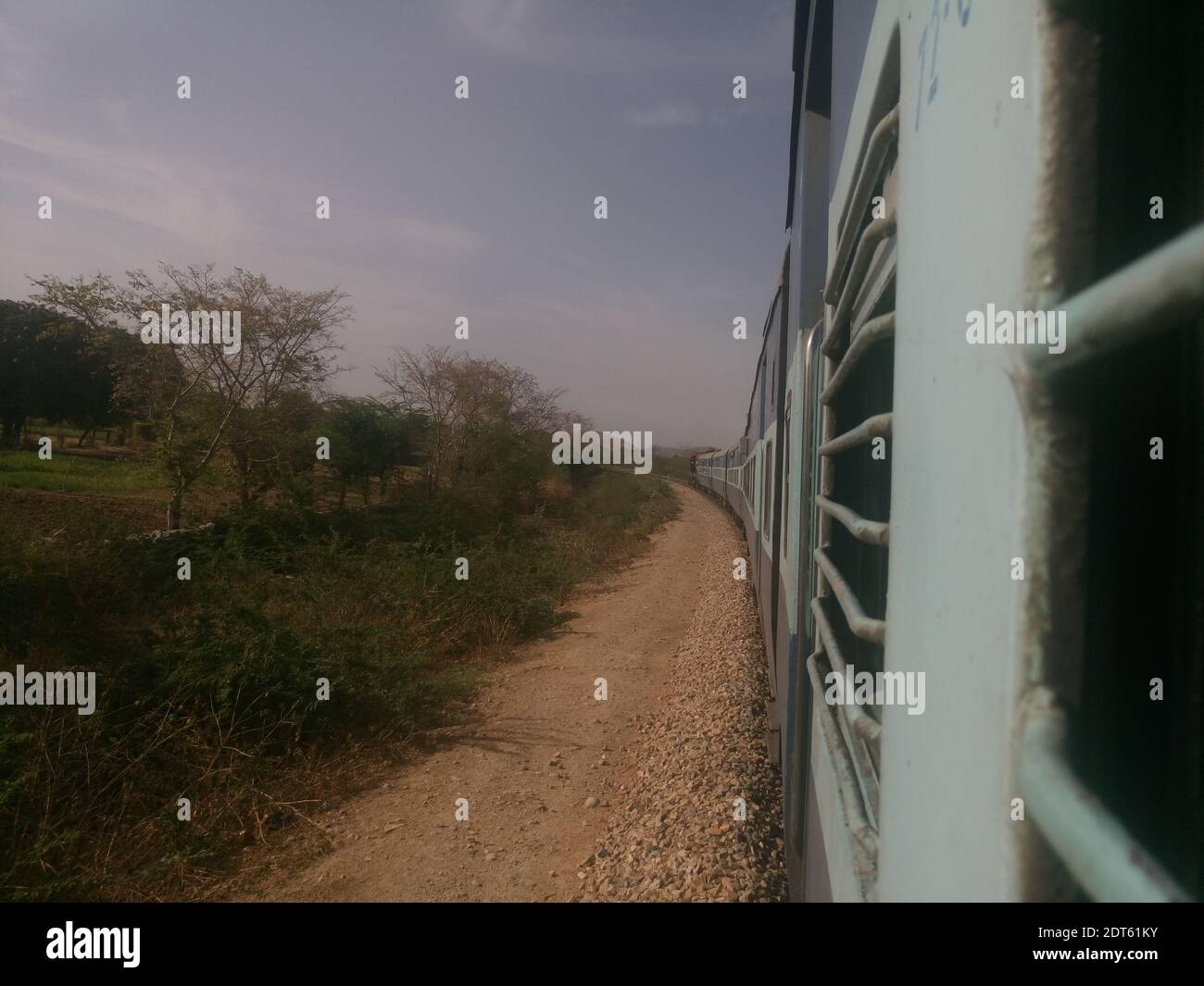 India train landscape field hi-res stock photography and images - Alamy