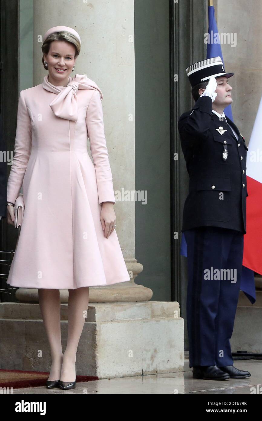 French President Francois Hollande welcomes King Philippe and Queen ...