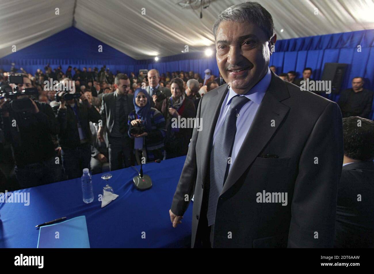 Former Algerian Prime Minister Ali Benflis meets with his campaign ...