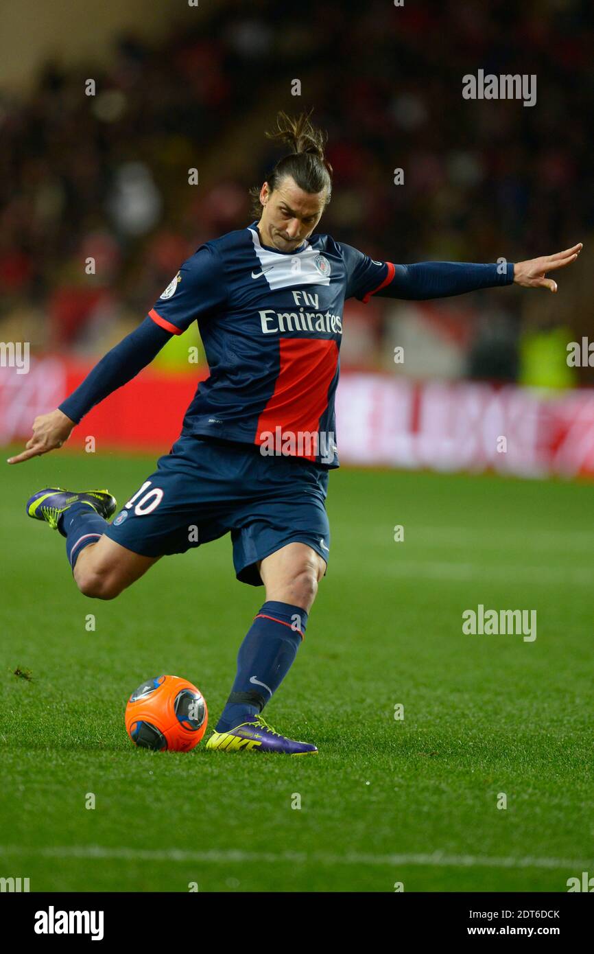 Zlatan Ibrahimovic Free Kick
