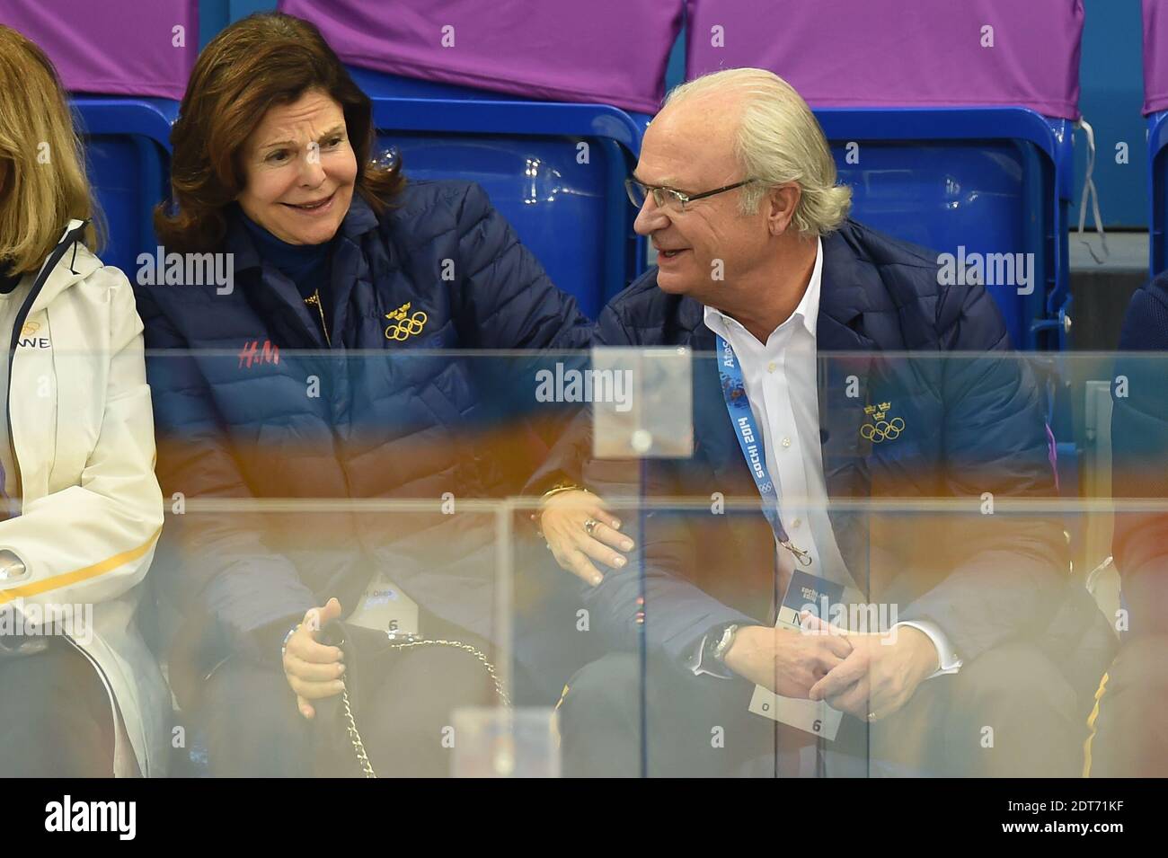 King Carl XVI Gustaf and Queen Silvia of Sweden watch men's Ice Hockey ...