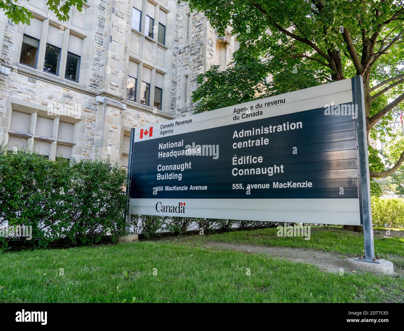 Canada Revenue Agency's National Headquarters in Ottawa Stock Photo - Alamy