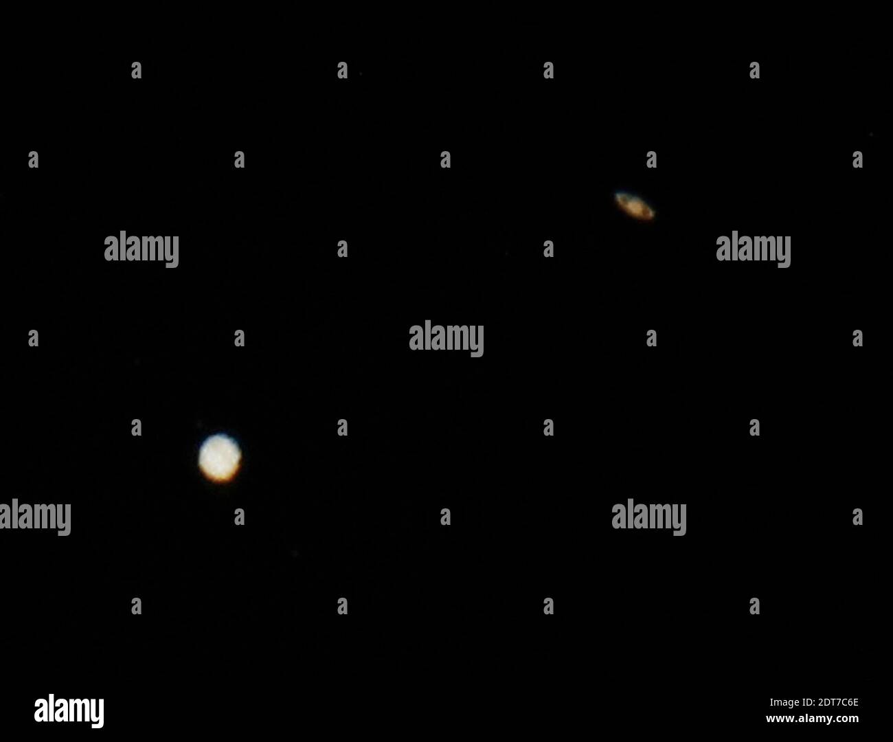Jupiter saturn great conjunction 2020 hi-res stock photography and ...
