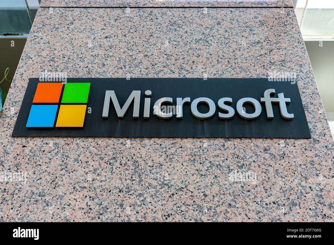 Microsoft Surface Logo High Resolution Stock Photography and Images - Alamy