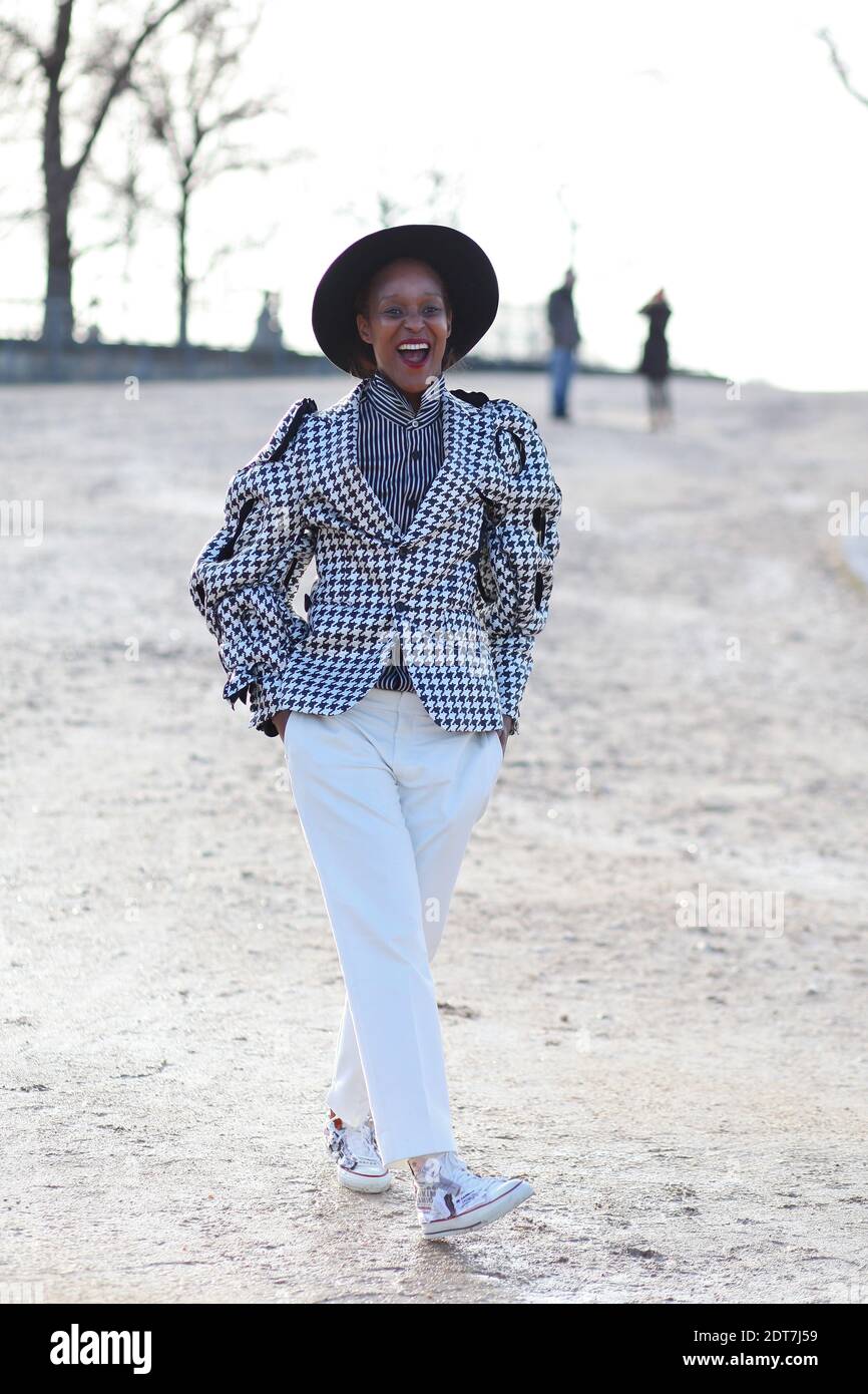 Michelle Elie arriving for Nina Ricci Autumn/Winter 2014-2015 Ready-to ...