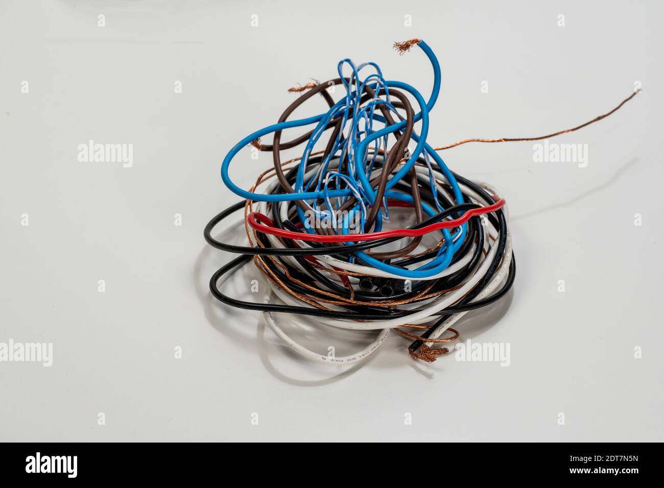 Cable tangled wires hi-res stock photography and images - Alamy