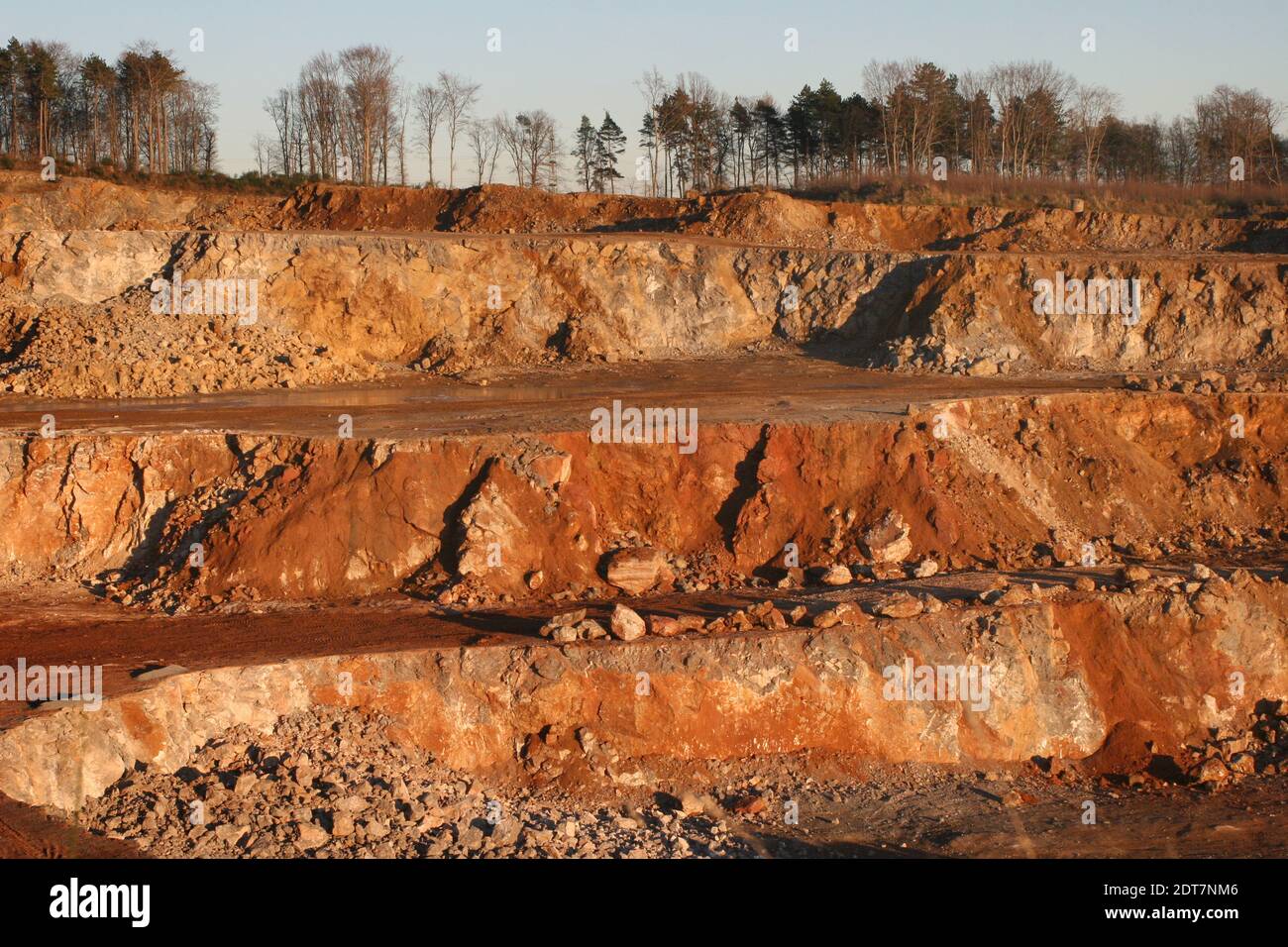 Iron oxide rock hi-res stock photography and images - Alamy
