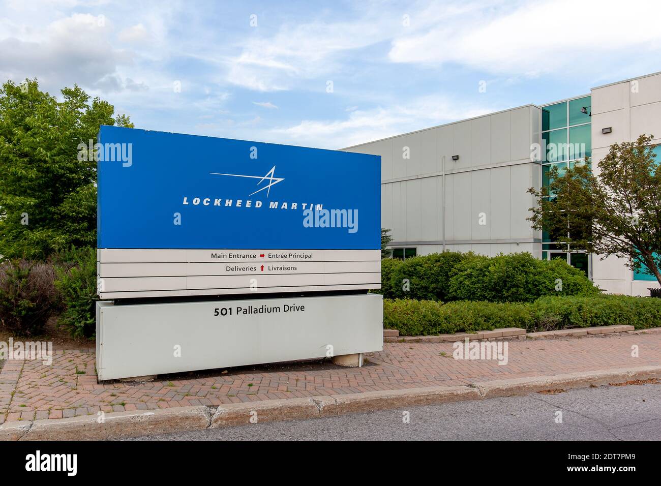 Mission systems hi-res stock photography and images - Alamy