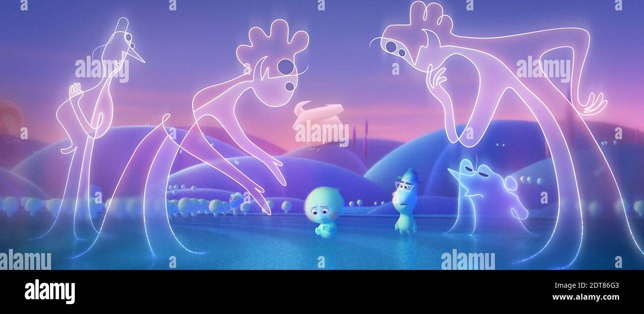 SOUL, small figures from left: 22 (voice: Tina Fey), Joe Gardner (voice ...