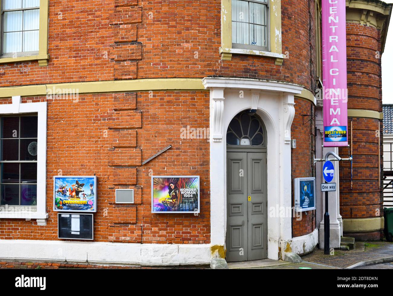 Central cinema hi-res stock photography and images - Alamy