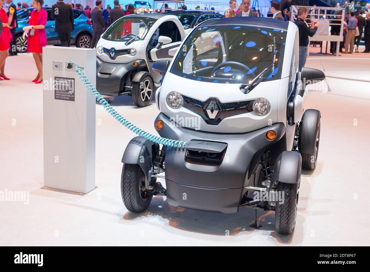 Voiture zéro émission hi-res stock photography and images - Alamy