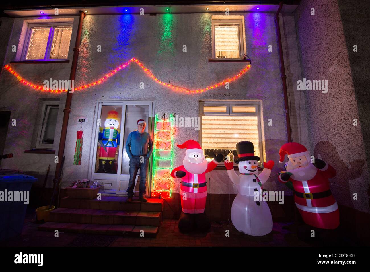 Glasgow, Scotland, UK. 21st Dec, 2020. Pictured: Gary Rennison with ...
