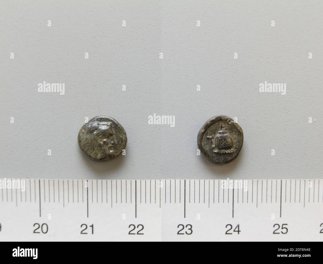 Mint: Erythrae, Coin from Erythrae, early 4th Century B.C., Copper, 1. ...