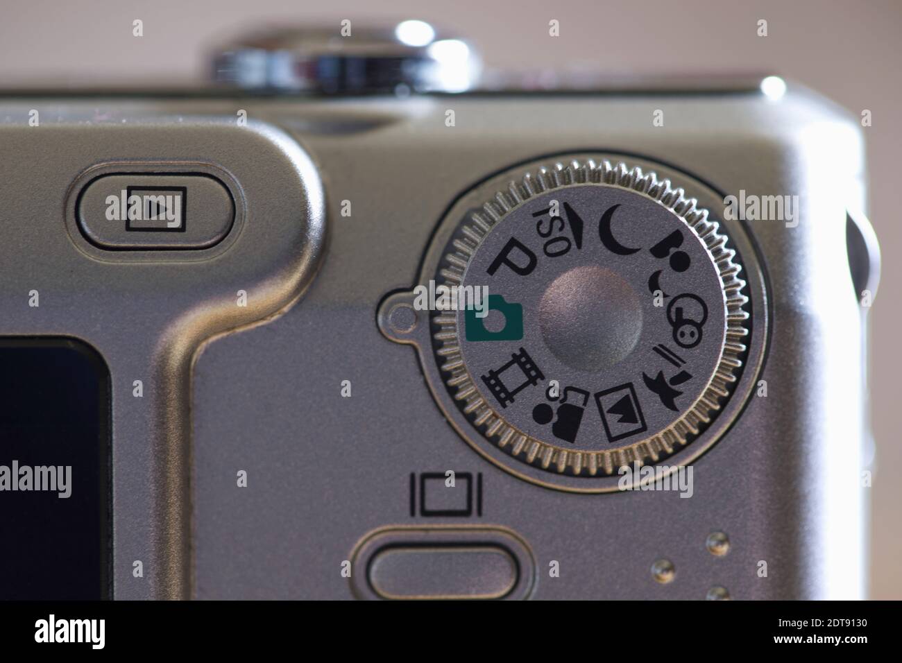 Camera form hi-res stock photography and images - Alamy