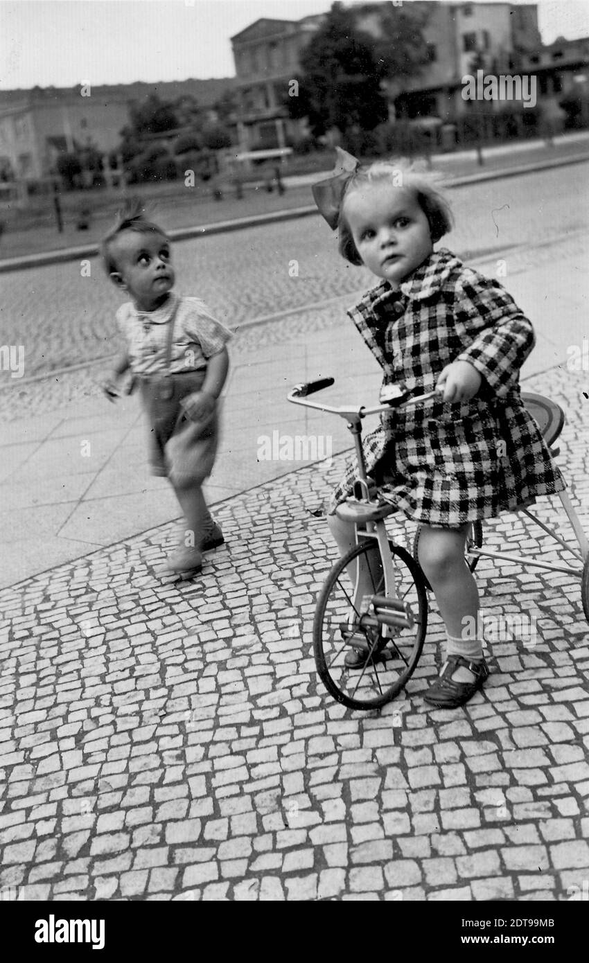 Berlin 1940 High Resolution Stock Photography and Images - Alamy