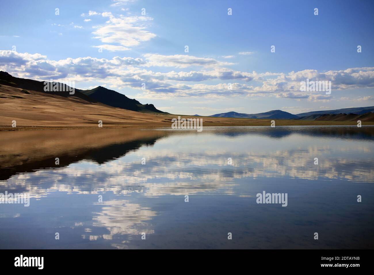 Khar lake hi-res stock photography and images - Alamy