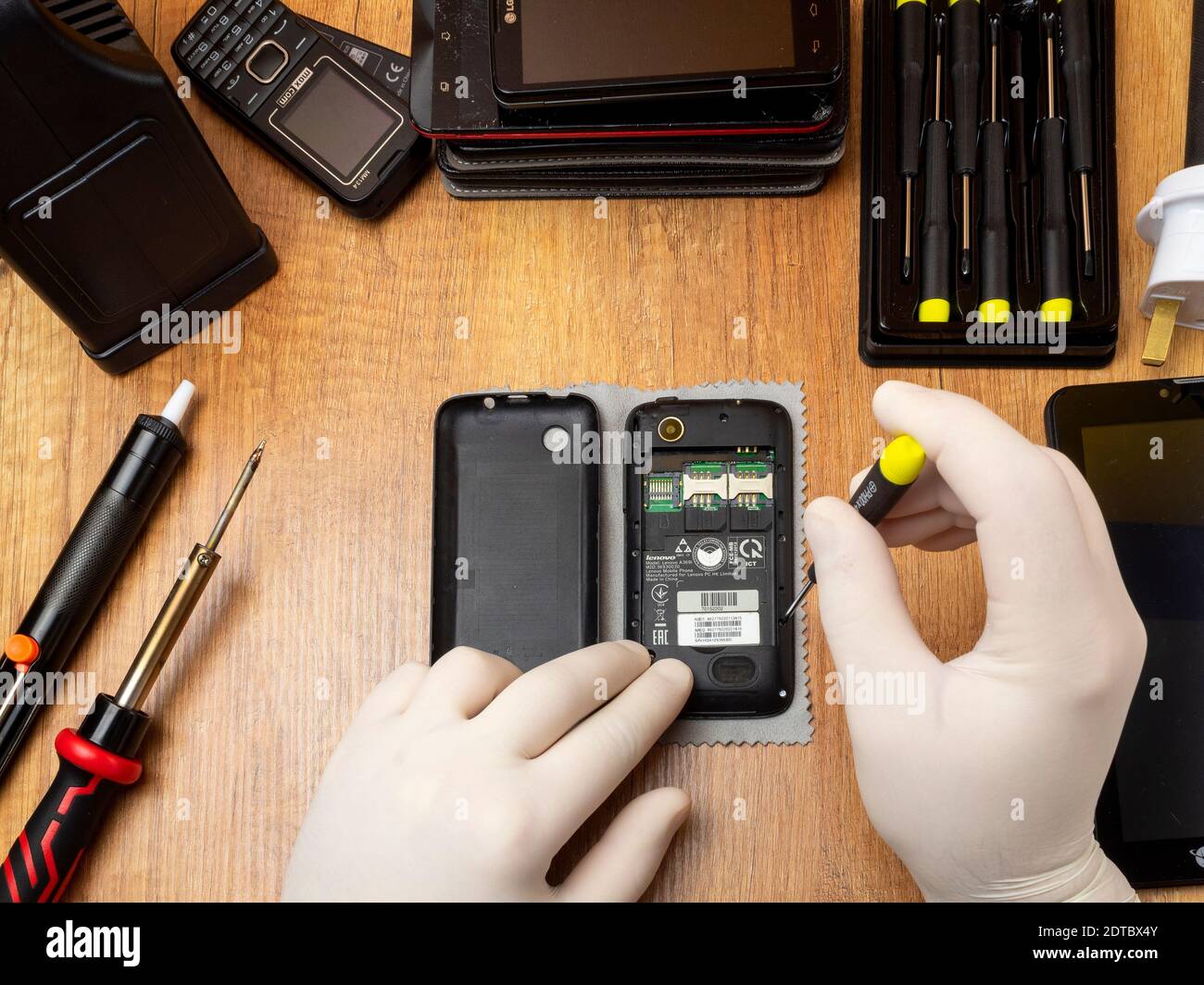 Mobile phone repair. Background and copy space Stock Photo - Alamy