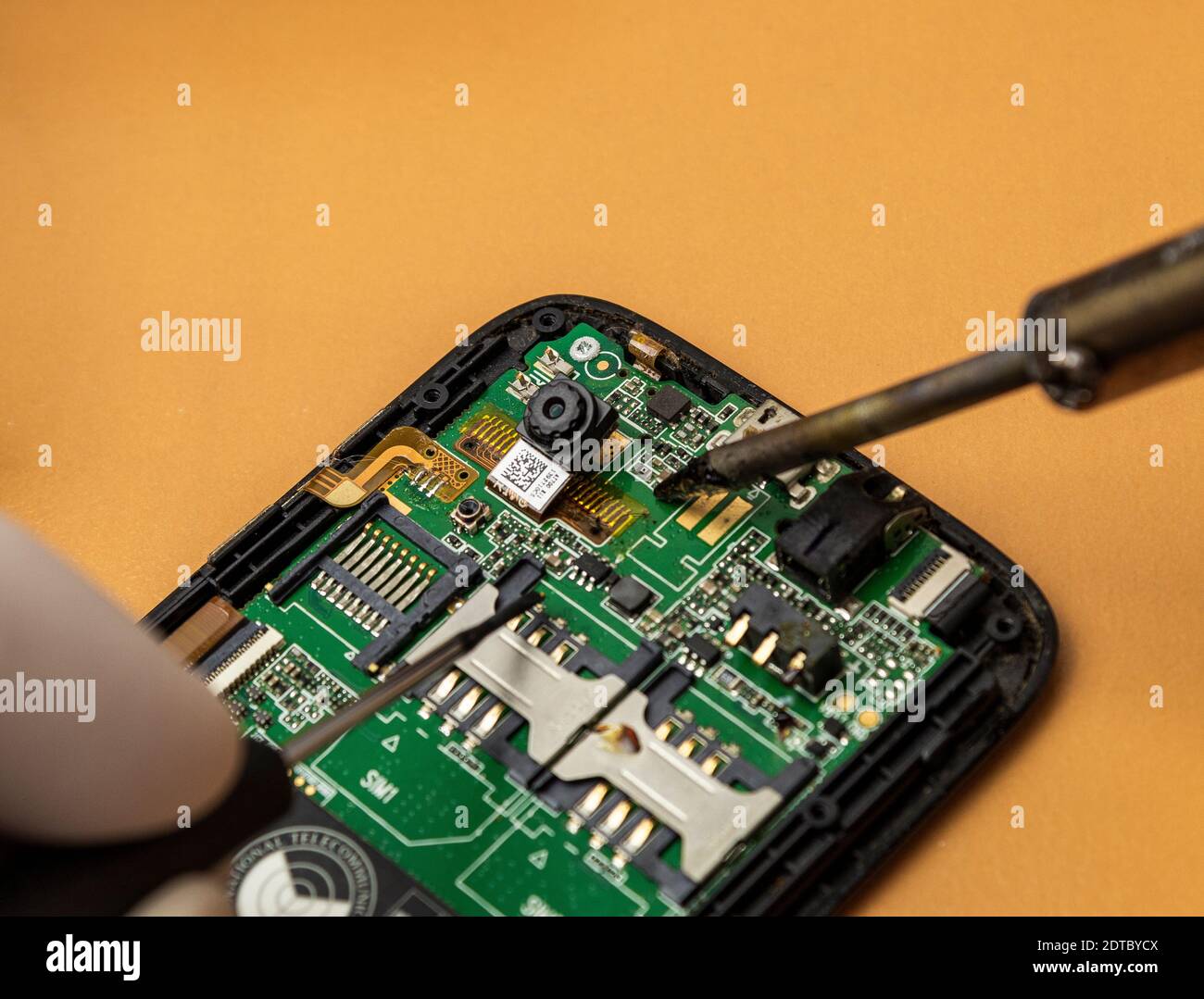 Mobile phone repair. Background and copy space Stock Photo - Alamy