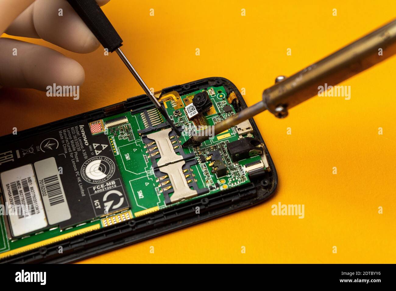 Mobile phone repair. Background and copy space Stock Photo - Alamy