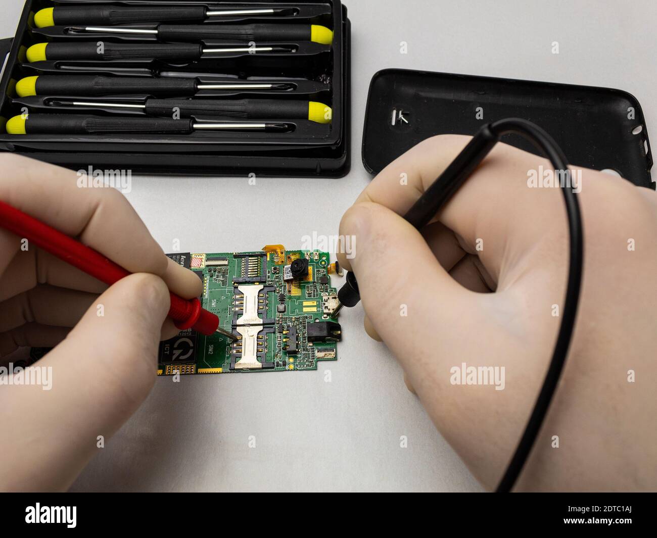 Mobile phone repair. Background and copy space Stock Photo - Alamy