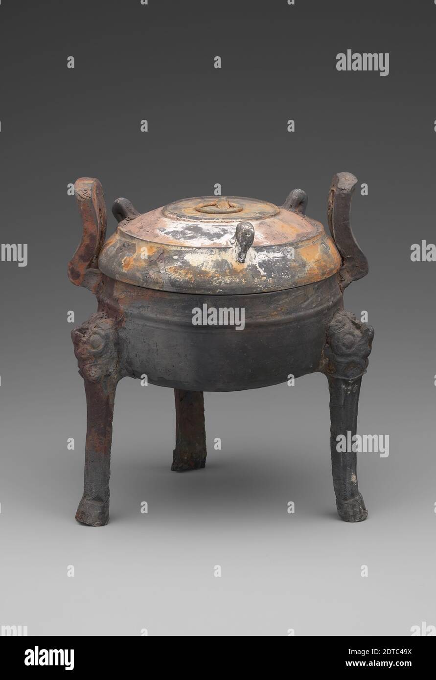 Chinese ding hi-res stock photography and images - Alamy