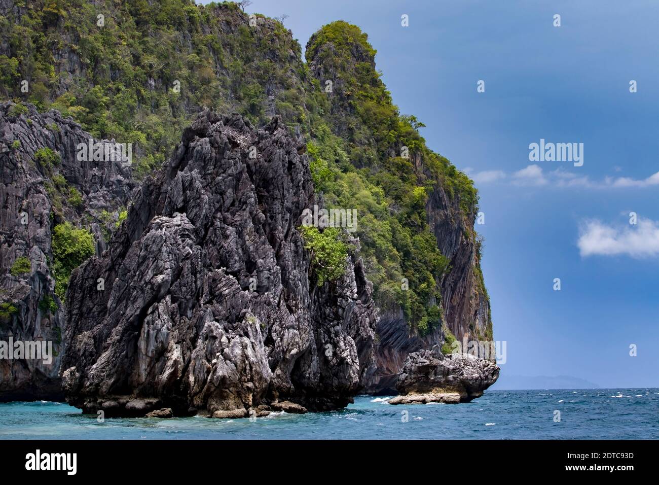 limestone island in andaman sea myanmar Stock Photo - Alamy