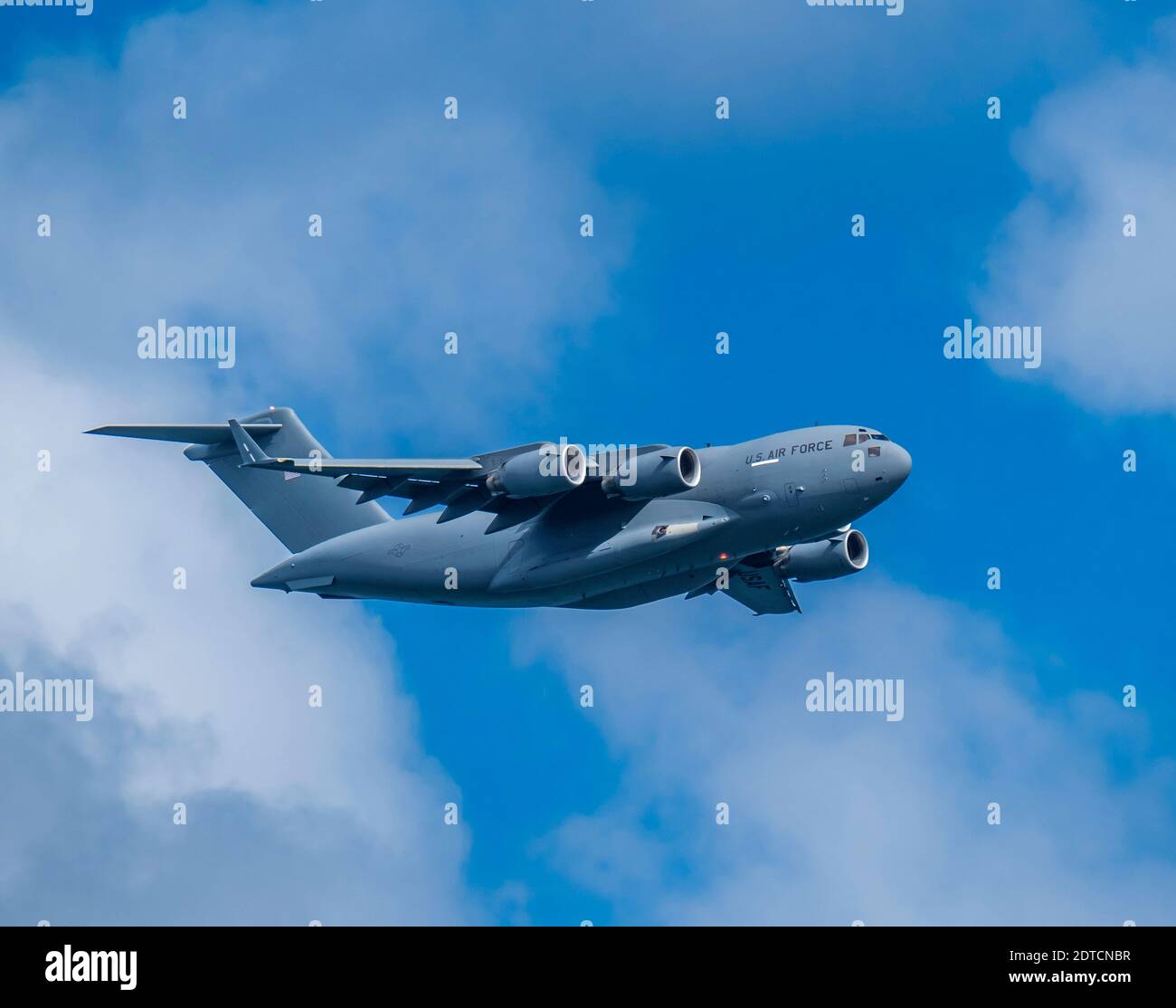 Mcdonnell douglas c 17 globemaster hi-res stock photography and images ...