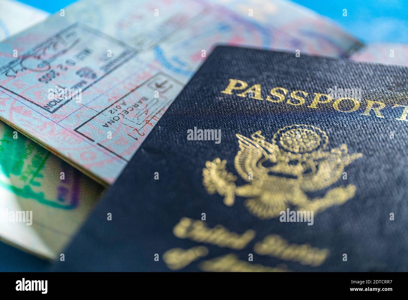 Close-up of American passport Stock Photo - Alamy