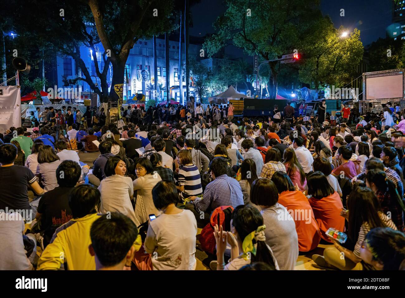 Taipei, MAR 20, 2014 - Event of the speical Sunflower Student Movement ...